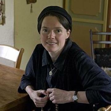 Hermitary - Gallery - Modern Women Hermits & Solitaries