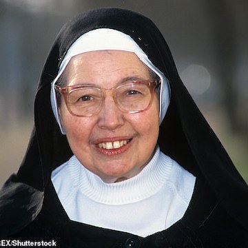 Hermitary - Gallery - Modern Women Hermits & Solitaries